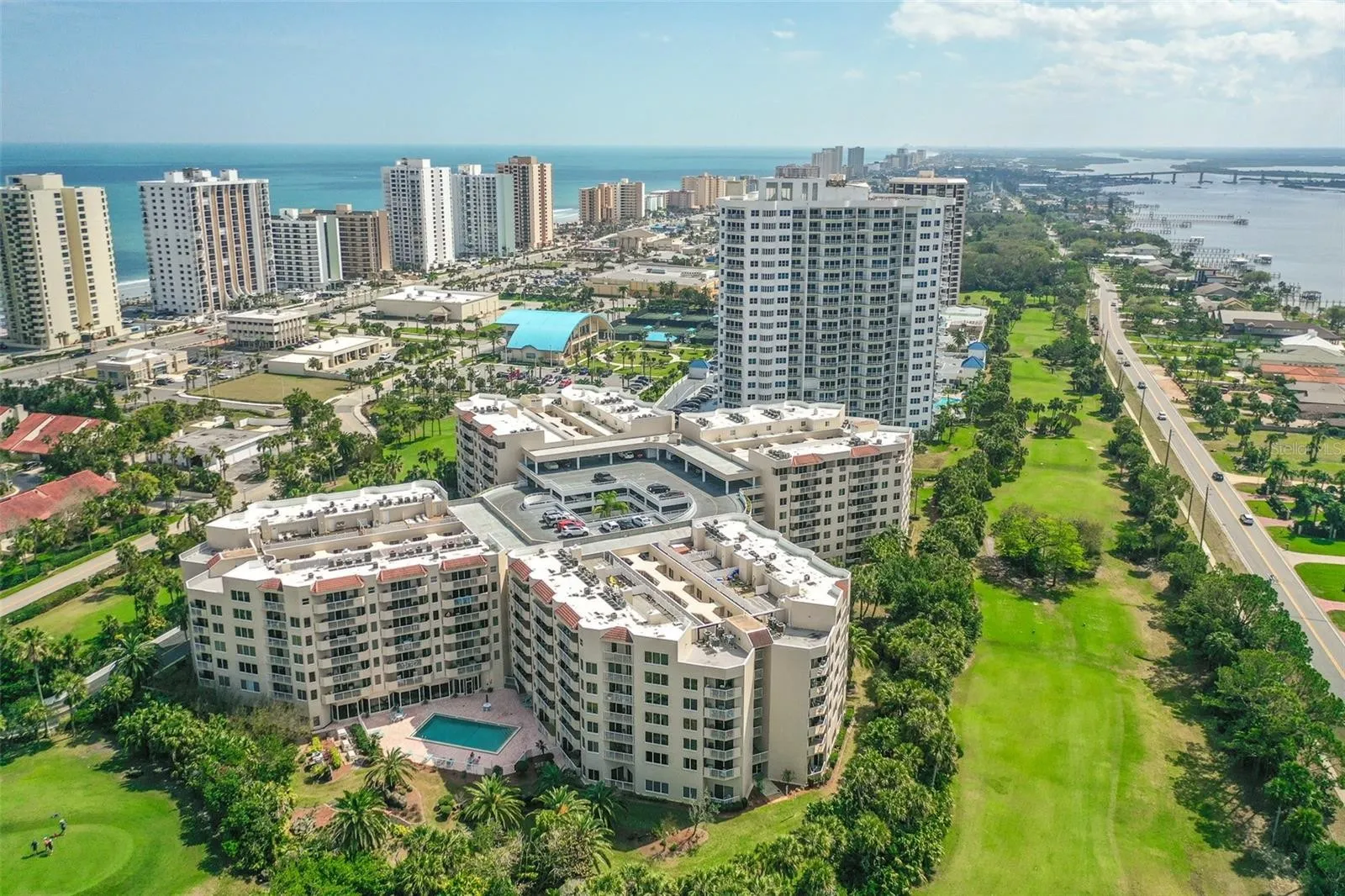 Building – Oceans Cloverleaf South Condominium Association